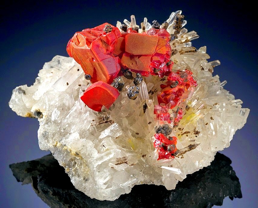 Realgar and Anorpiment and Galena sitting atop Quartz needles | Geology In