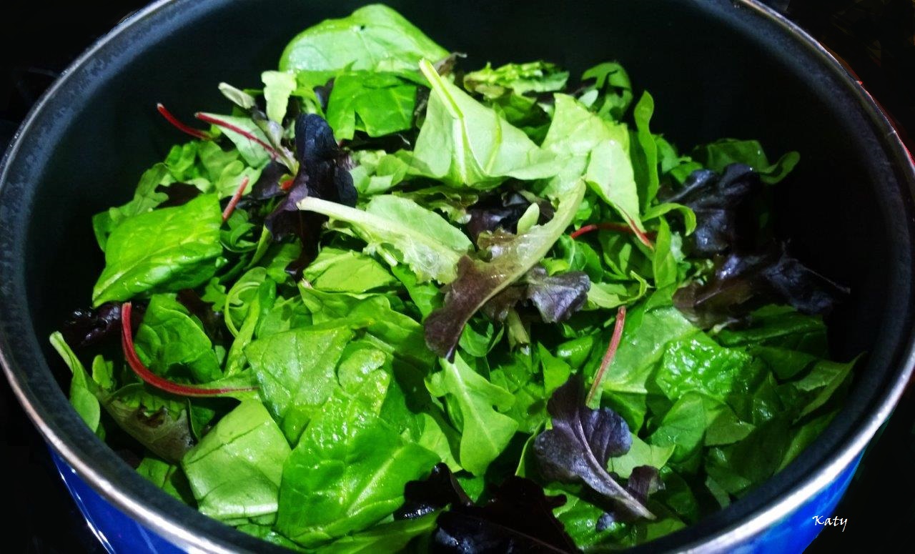 Para hincar el diente K+M = M+K: Crema de brotes tiernos