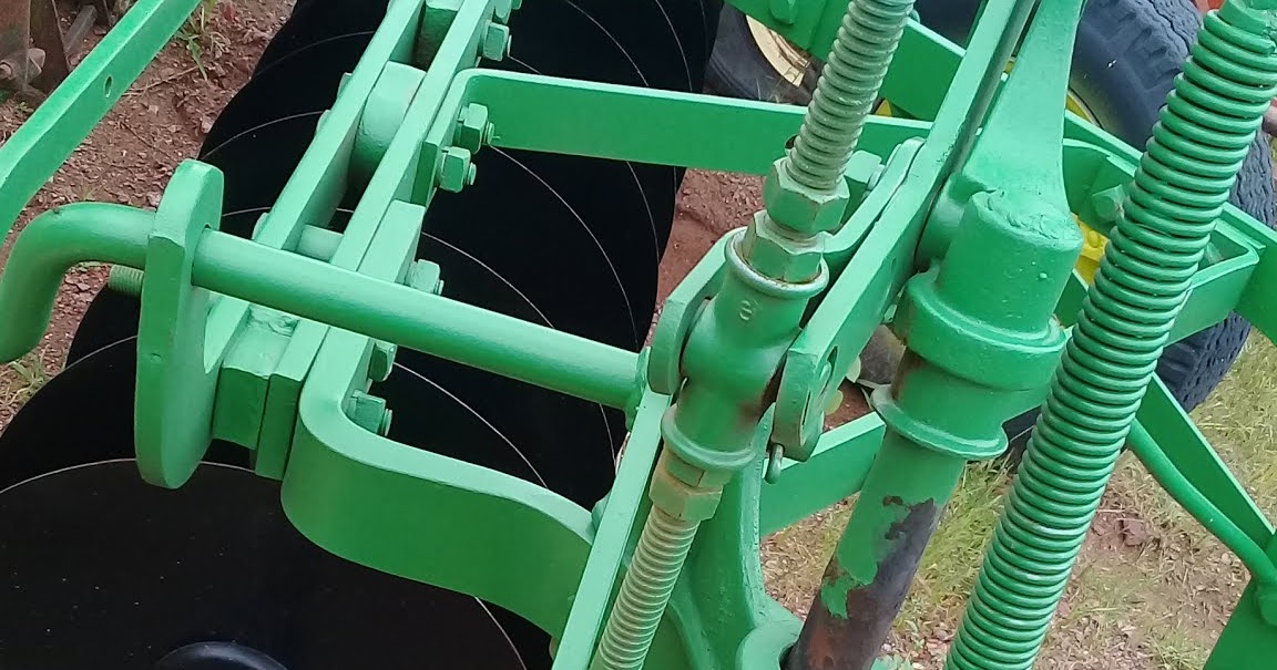 MAQUINARIA AGRICOLA INDUSTRIAL: Goldigger Rastra Arado 10-13 Discos