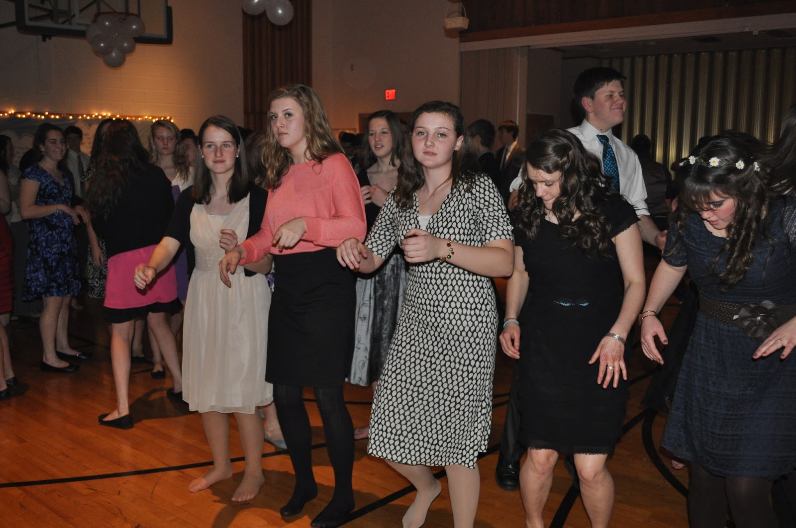 From Heaven and Earth: SOME MORMON DANCE FUN!