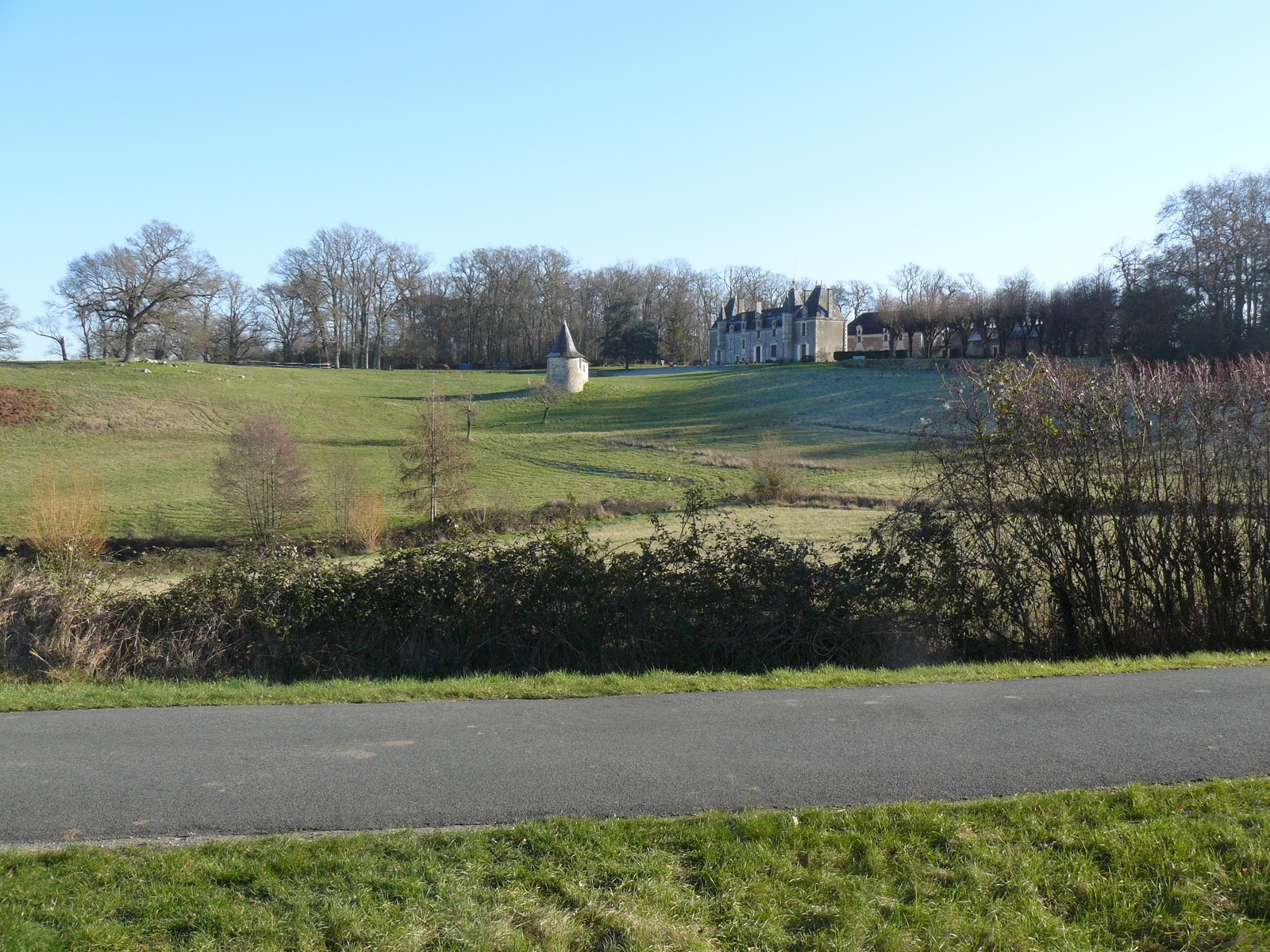Cathy's Loire Wine Tours: A Winter Walk around Blaison Gohier