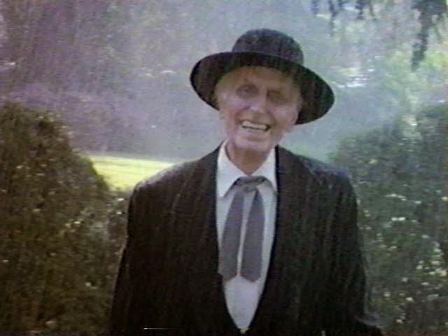 Hablas De Todo Un Poco...: La Maldicion De Poltergeist, 30 Years Later