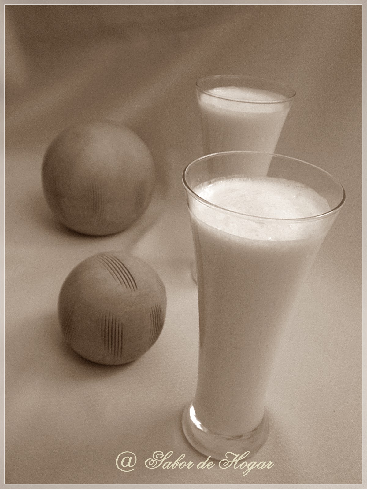 A SABOR DE HOGAR: YOGUR BATIDO DE LIMÓN O LIMONADA DE LECHE