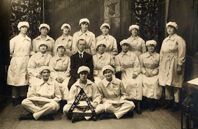 SERVANTS' STORIES: THE MAIDS WHO BECAME MUNITIONETTES IN WW1