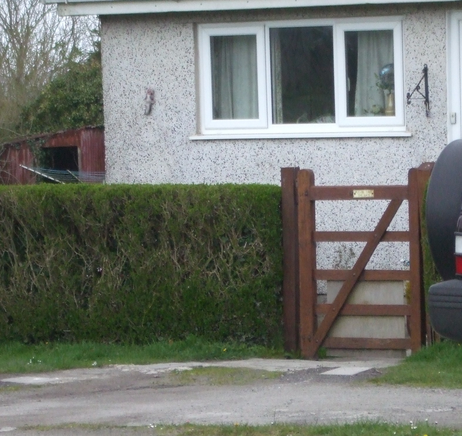 Sandy Lane, Pennard, Gower. Thoughts From My Heart: THE GATES OF SANDY ...