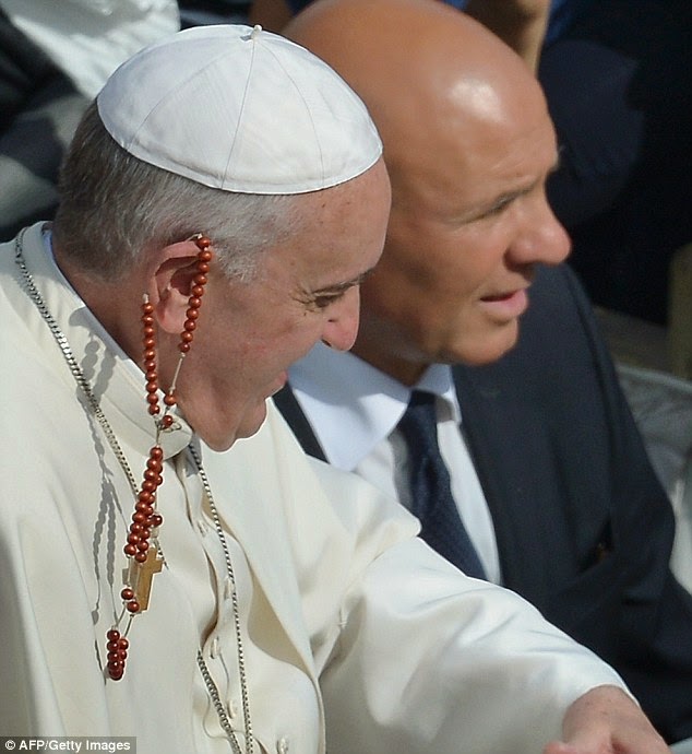 The Cranky Catholic: Bending the Pope's ear