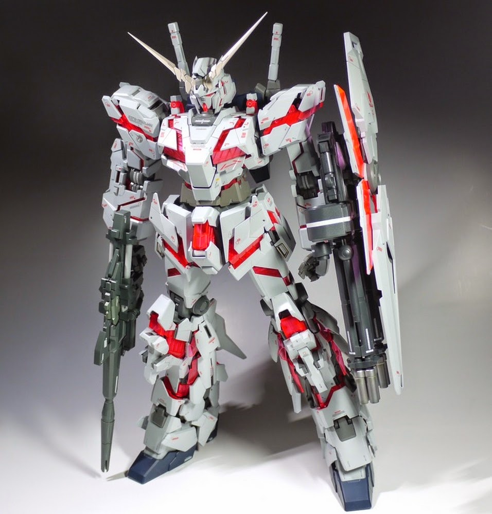 Painted Build: PG 1/60 RX-0 Unicorn Gundam with LED