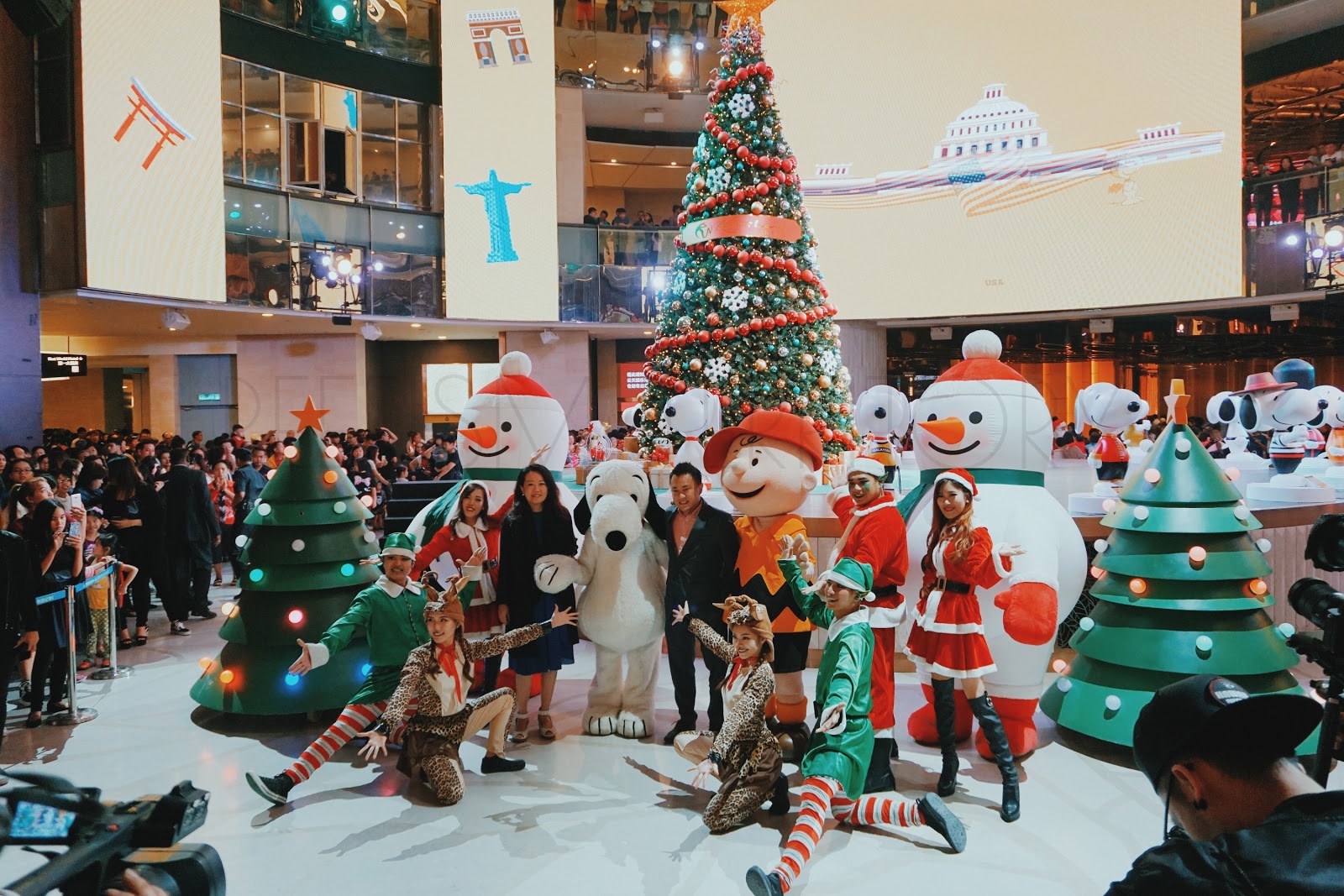PERTUNJUKAN ISTIMEWA SKYSYMPHONY, SNOOPY SEMPENA KRISMAS DI RESORTS ...