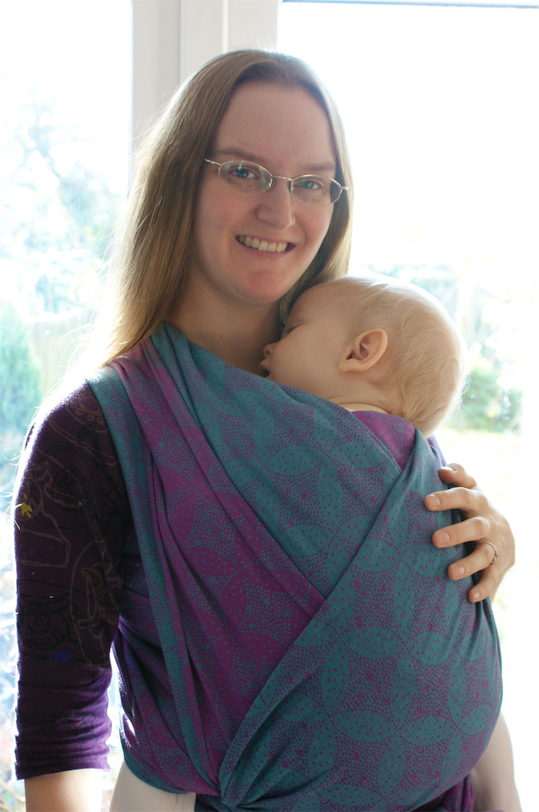 Slinging Joey: Comparison and Review: Oscha Starry Night wraps