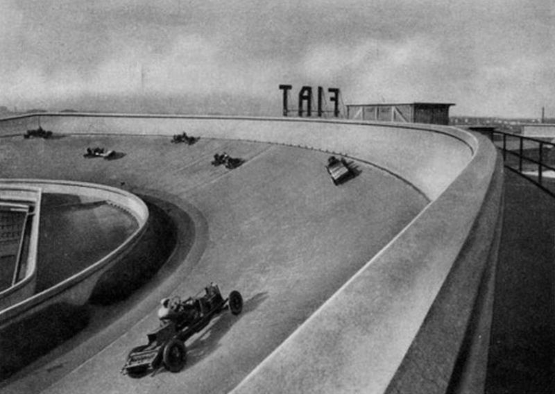 In the 1920s, Fiat Factory Workers Race on the Rooftop for the Test ...