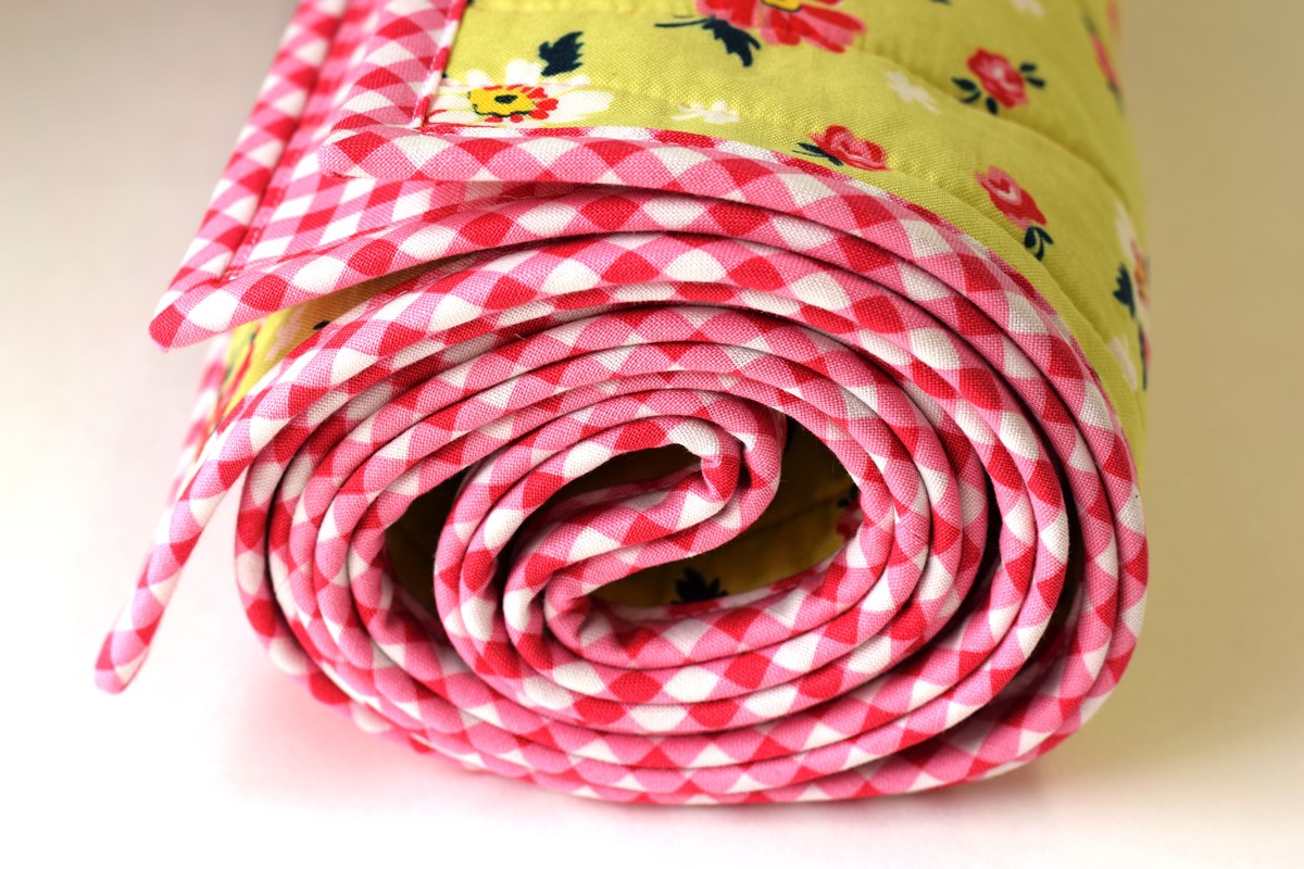 Quilted Blooms: Better at Binding by Machine