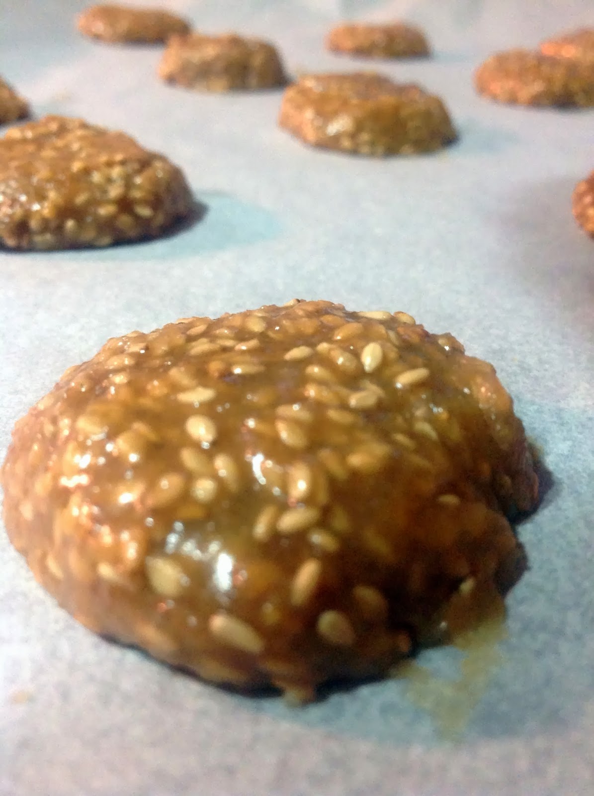 A Couple in the Kitchen: Toasted Sesame Crisps for the Great Food ...