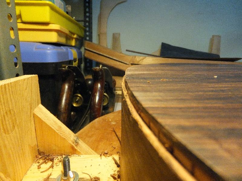Sen's Guitar Making Blog: Cutting the binding and purfling channel