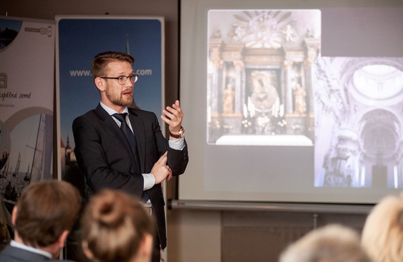 VU TSPMI baigęs Lietuvos diplomatas V. Radžvilą išplūdo necenzūriniais ...