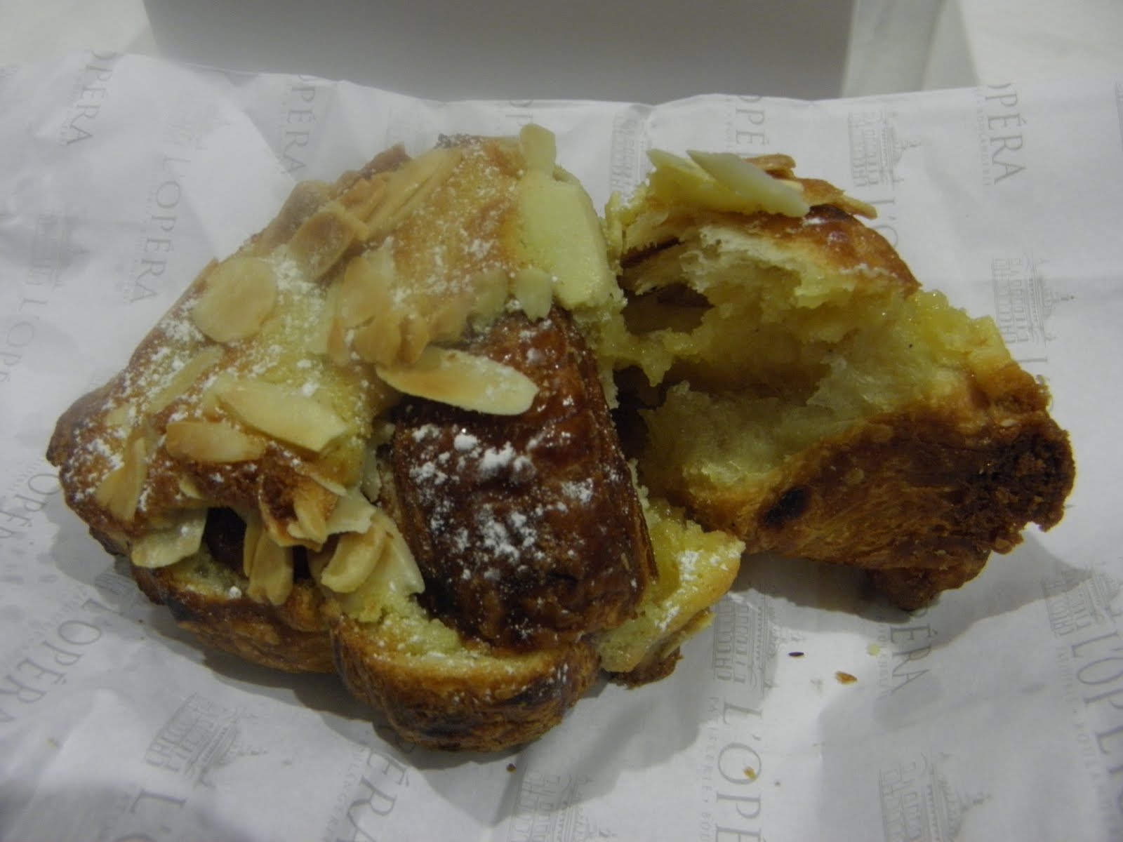 Mademoiselle Chou-Fleur: L' Opera Bakery & Cafe - 4.5