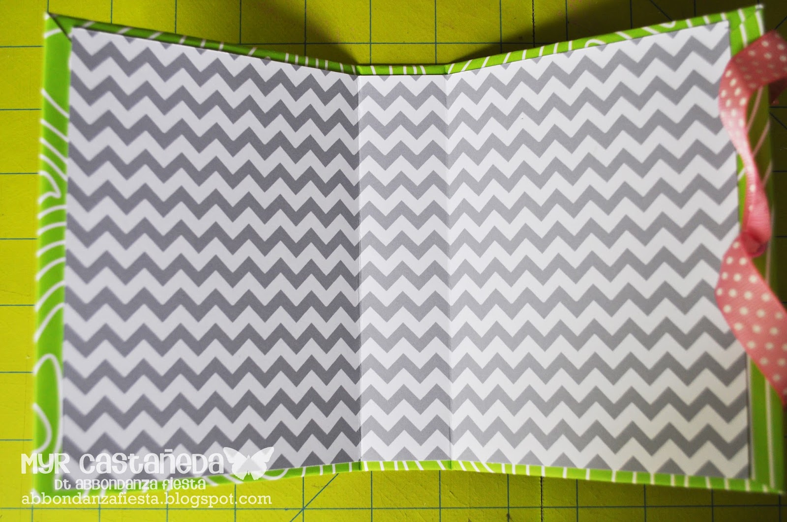 Tutorial Libreta con pluma | Abbondanza Fiesta - Papel para Scrapbook en México