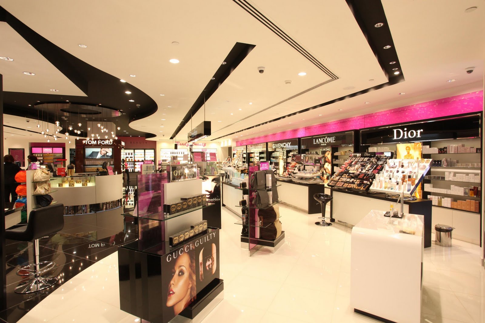 ME Newswire: Faces Store Gets a Makeover!