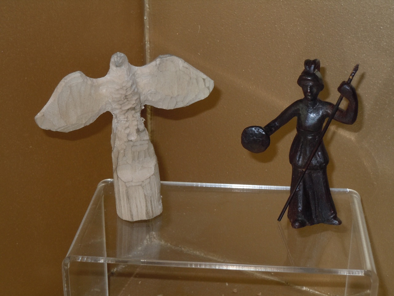 Hollywood Movie Costumes and Props: Original movie props used in The ...