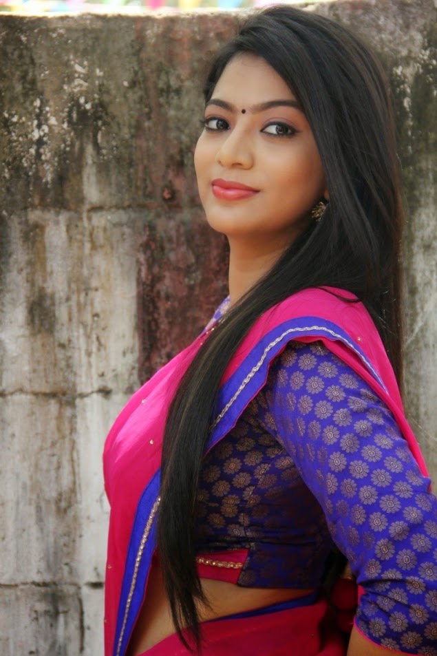 Sara Deva Red Half Saree At Homely Look Images - IMAGES