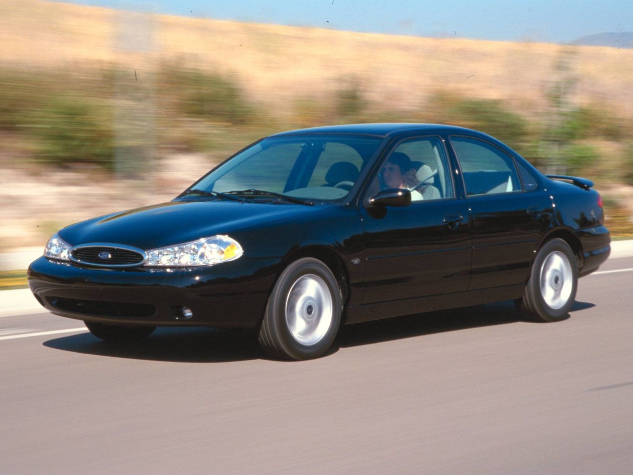 SPORTS CARS: Ford Contour