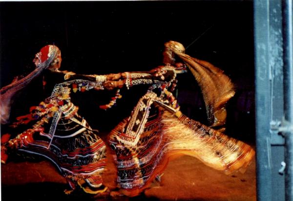 About Kalbelia Sapera dance and Gulabi Sapera