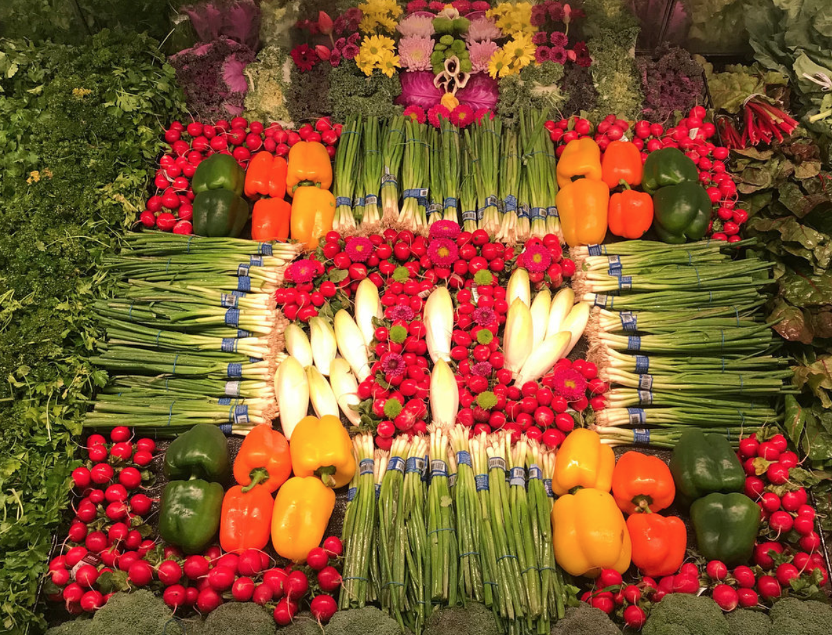 Exhibit Design Inspiration: Brad's Grocery Store Vegetable Displays ...
