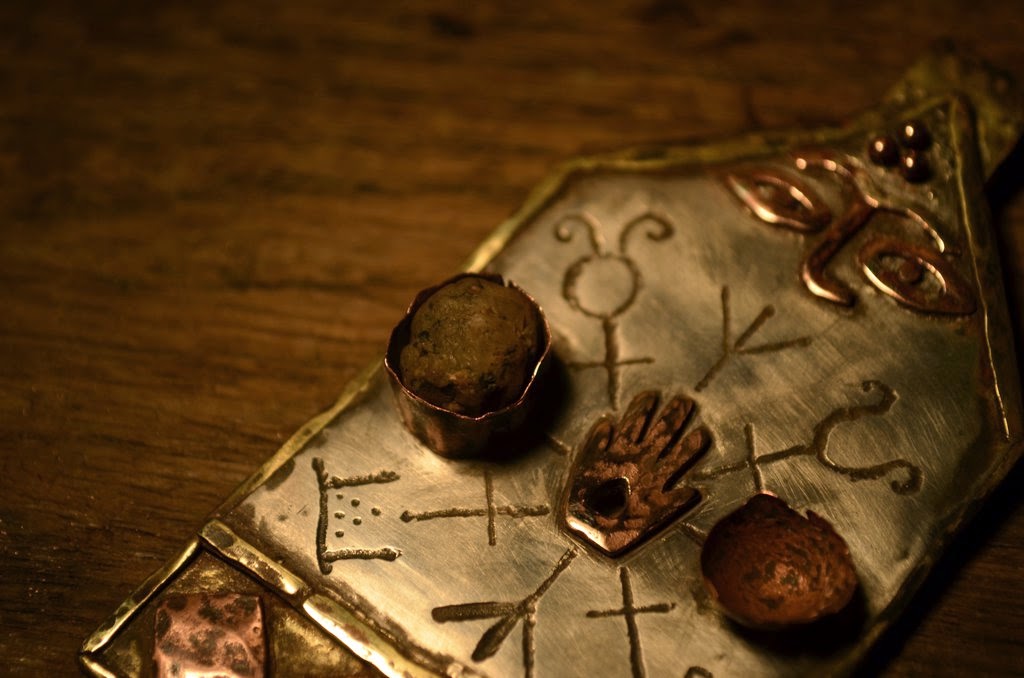 The Hermitage: Amulet