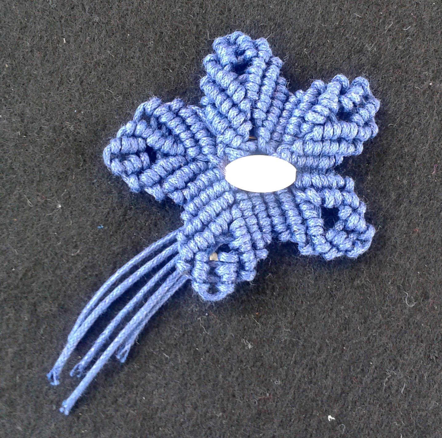 muchoscomplementos: flores de macrame