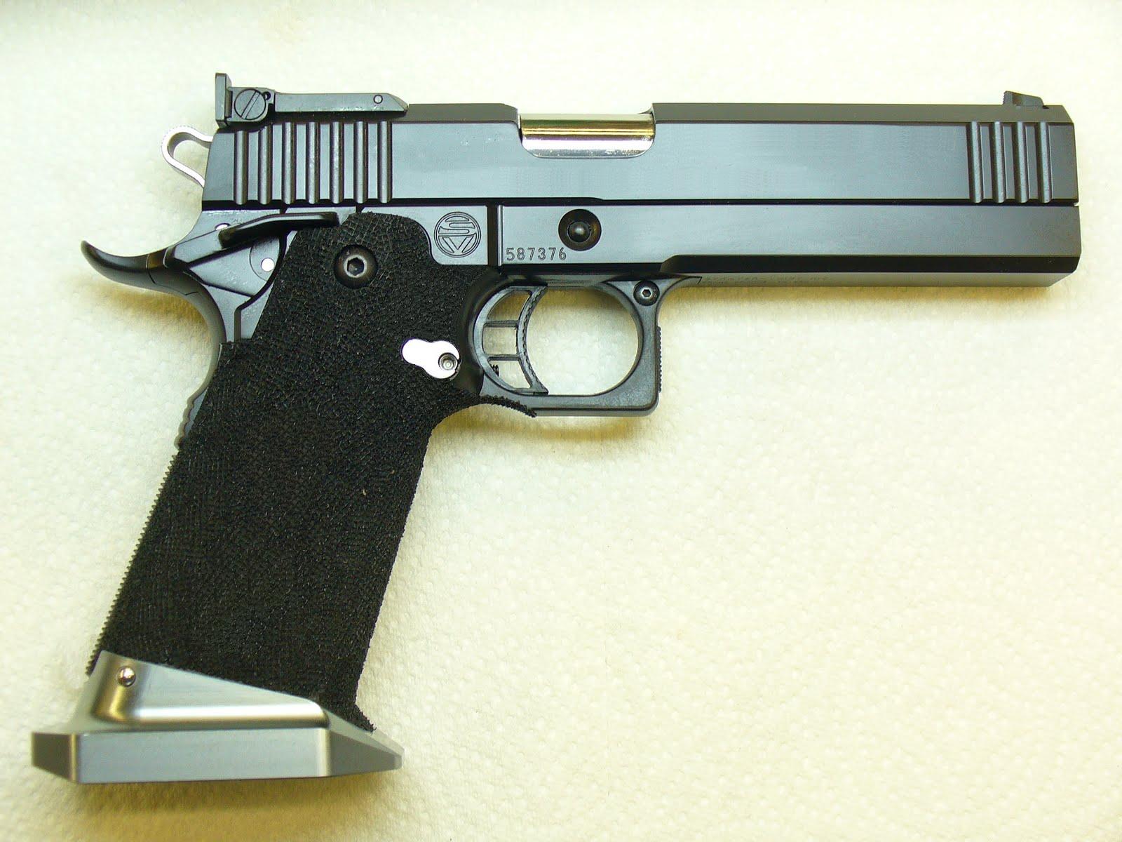 TACTICAL WAREFARE ARMORY: 1911-2011 PISTOLS