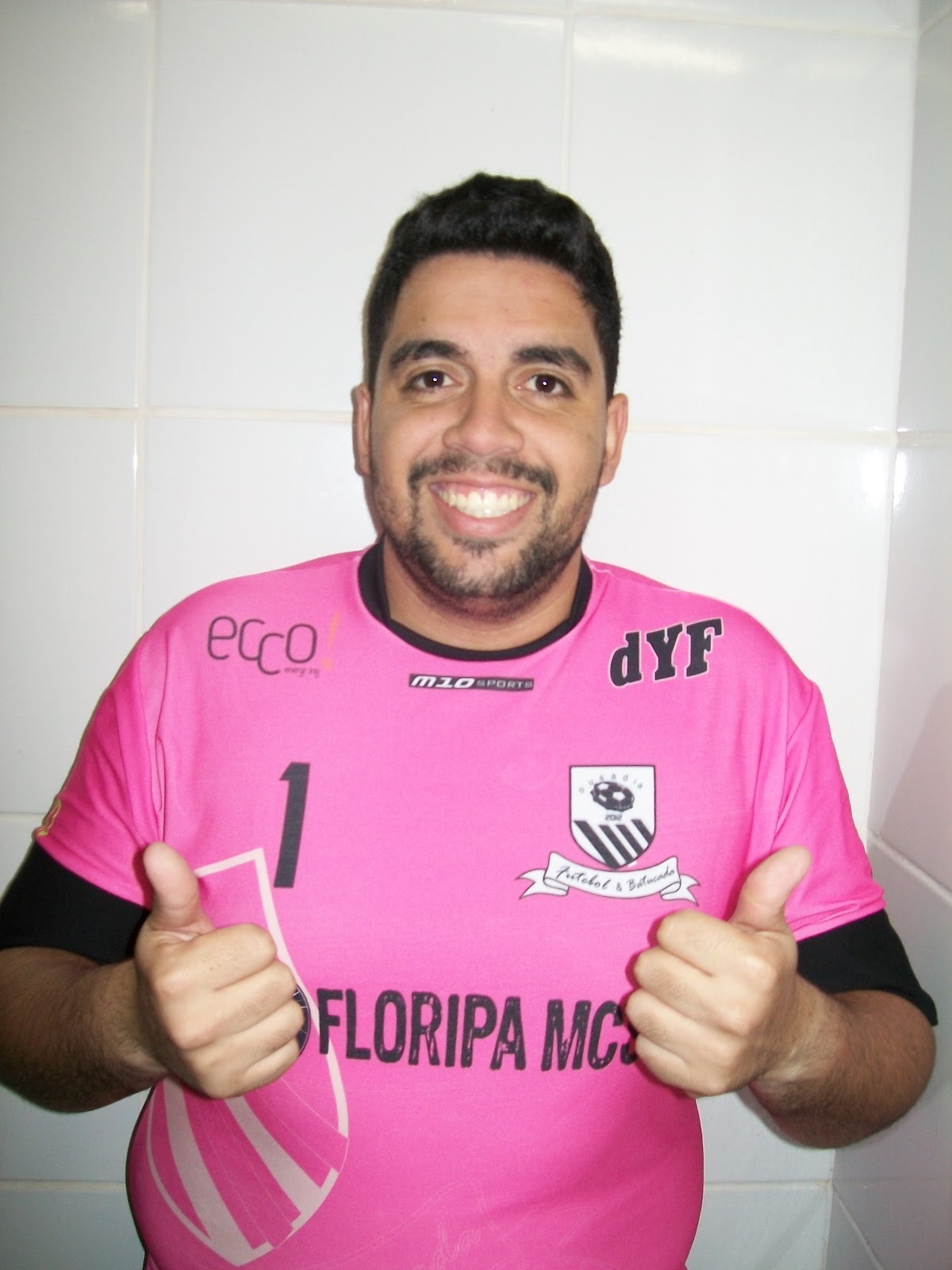 Ousadia Futebol & Batucada: julho 2012