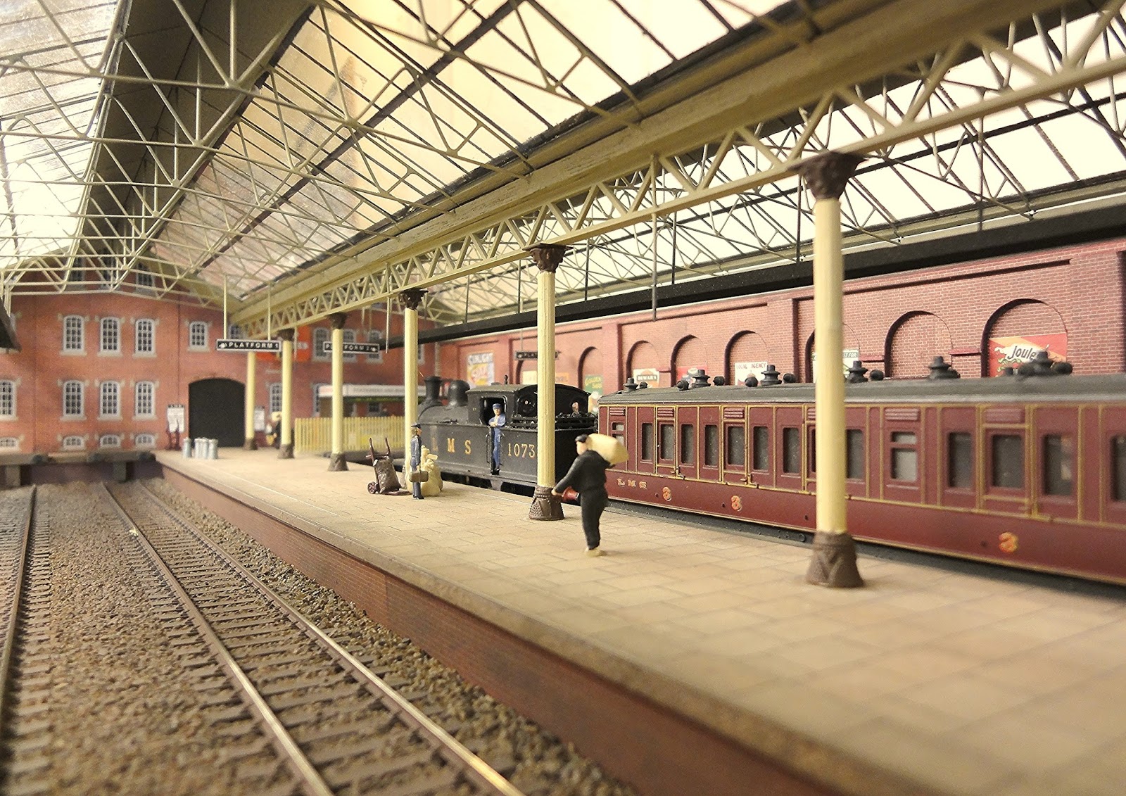 Gav's Workbench: Great Moor Street - Minories