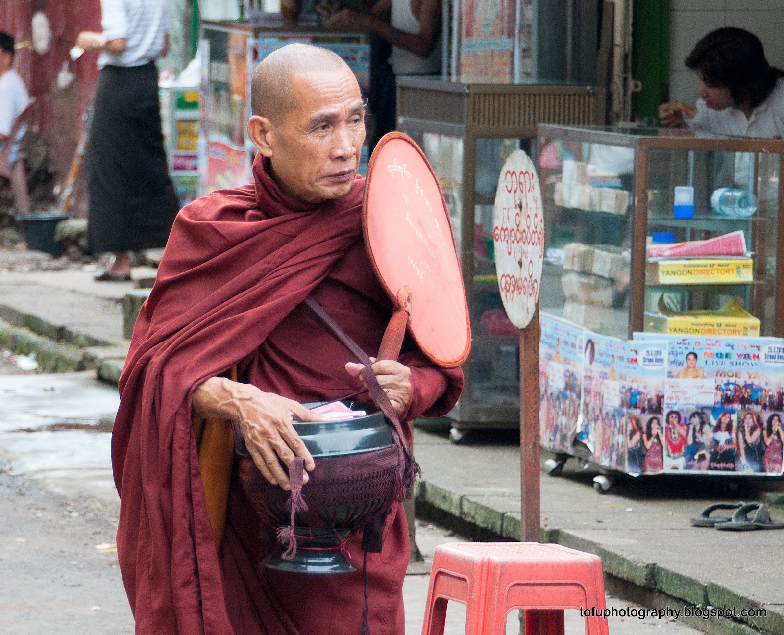 Tofu Photography: Burmese monk