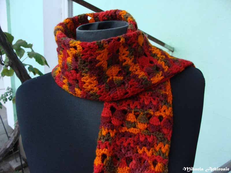 Accesorii croşetate de Mihaela Achiroaie: Fular croşetat: 09.10.2012