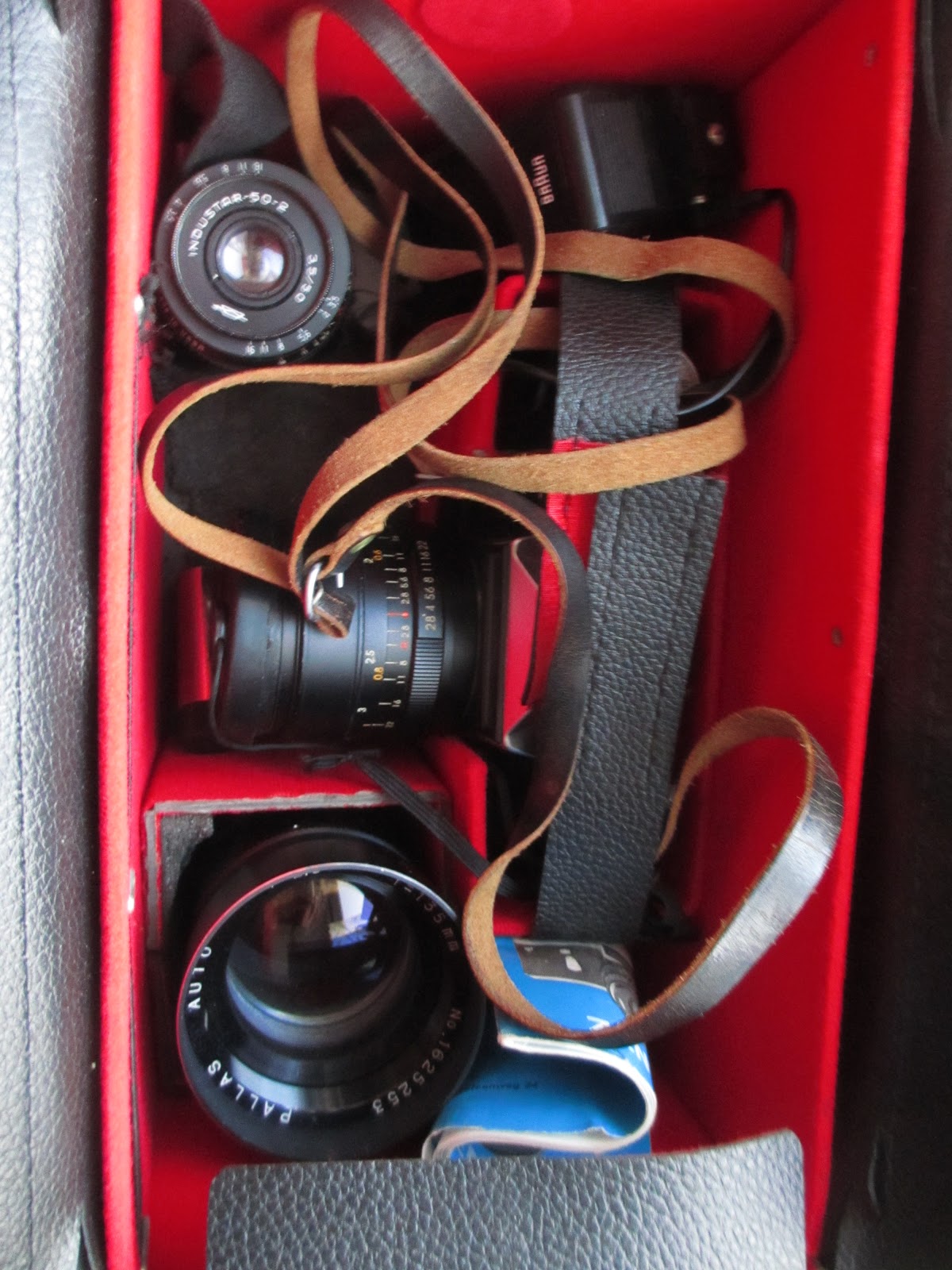 my own SLR camera | submarines and sewingmachines: my own SLR camera