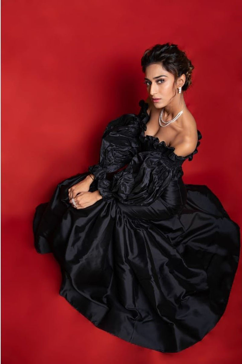 Actress Erica Fernandes ejf Stunning New Photoshoot