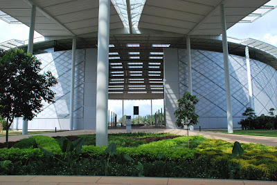 Malaysia Architecture: University of Technology Petronas by Foster ...