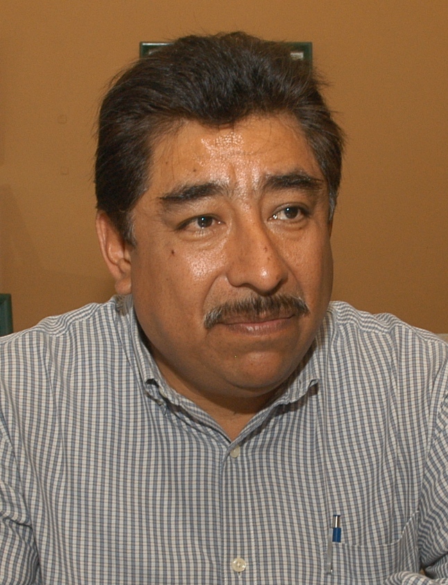 Temas y sucesos // Diálogos : DIALOGOS DE POLITICA