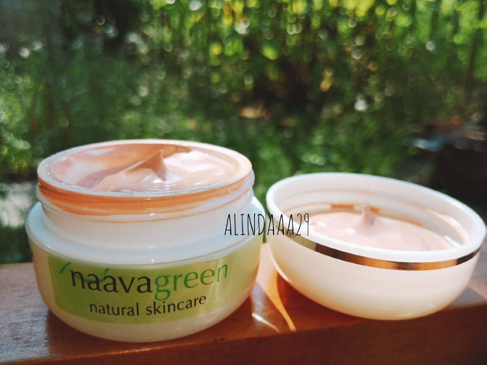 BeatrixAlinda's Official Blog: [BEAUTY REVIEW] Review Naavagreen Make ...