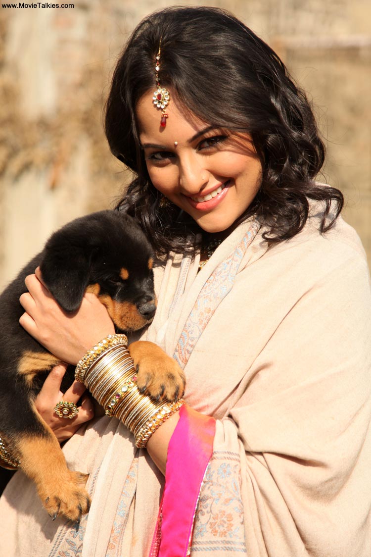sonakshi sinha in son of sardar Life Time Photography
