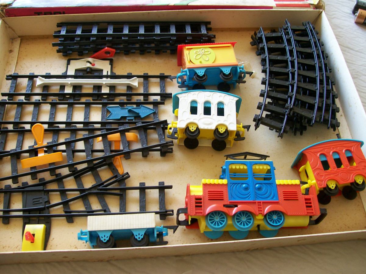 GIBI SCANS EBAL DISNEY HANNA BARBERA : TREM