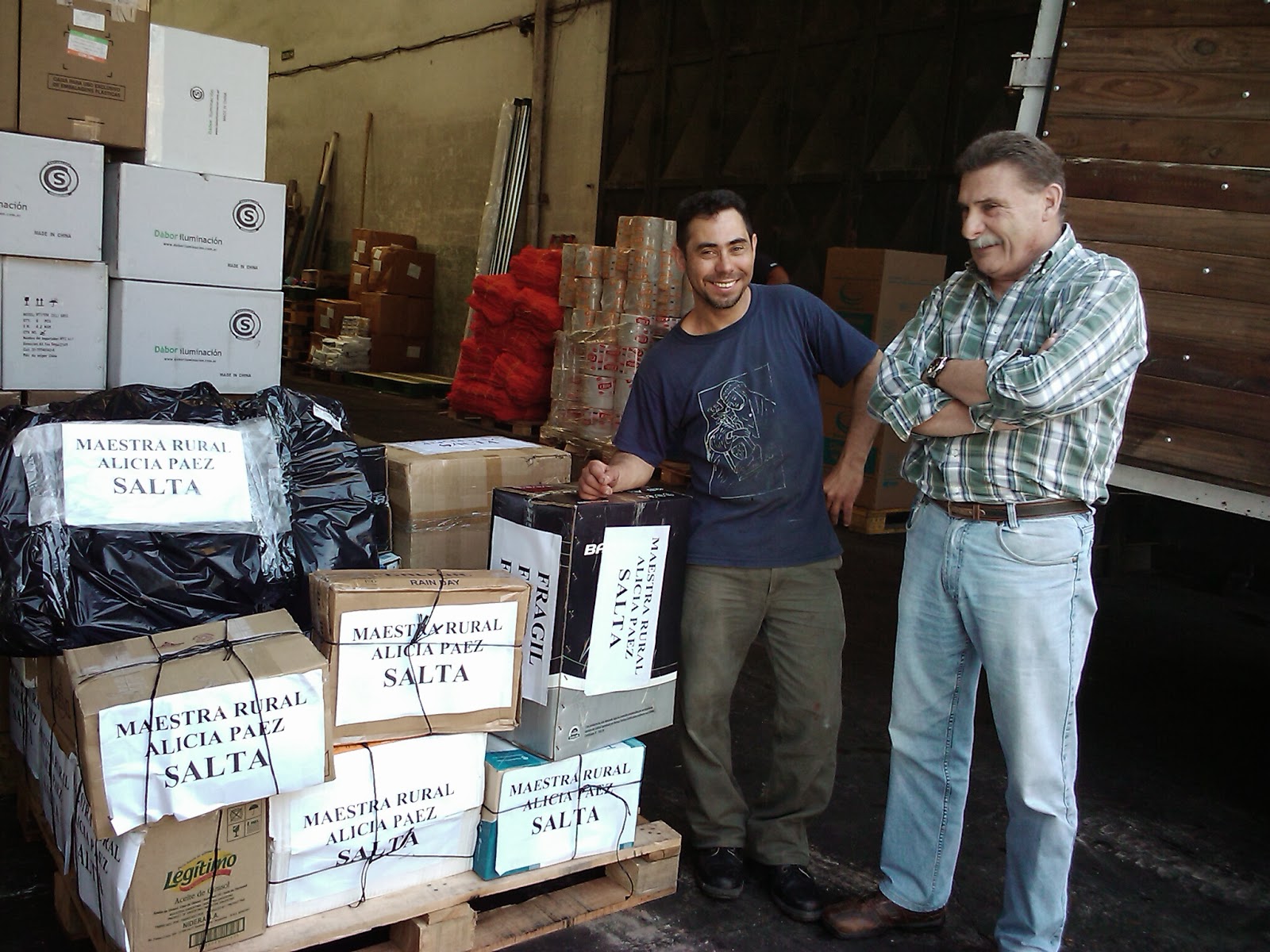 4 escuelas en salta: UNA MONTAÑA DE VIANDADA!!