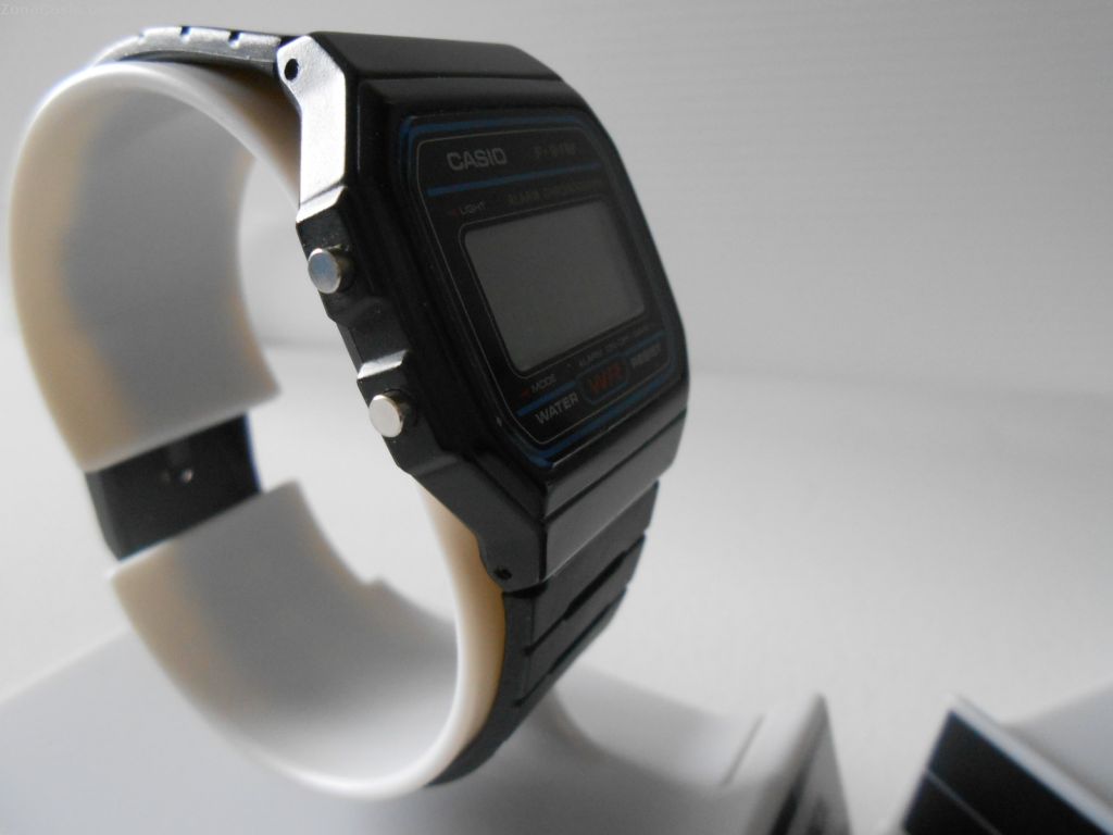 Zona Casio: Comparativa: Casio W-59 VS F-91