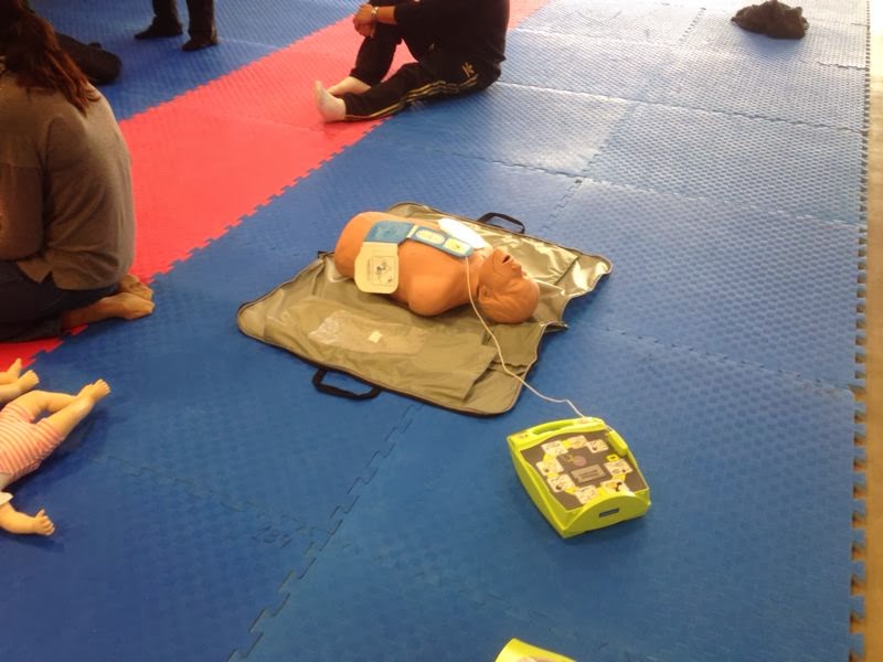 MediLife Training: Curso RCP basica y DESA.