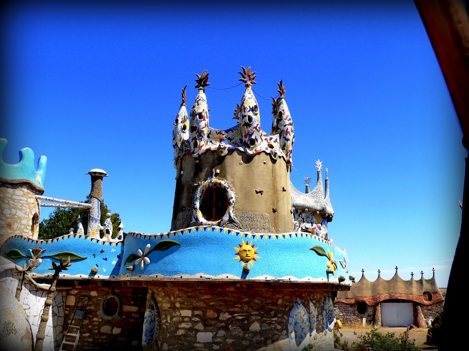 LUSISCOPIA: Capricho de Cotrina [Los Santos de Maimona]