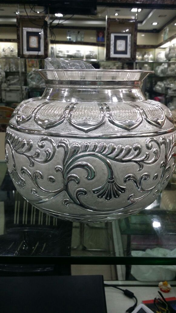 MADHAVI SILVER PALACE: SILVER POTS or BINDELU ANTIQUE POTS