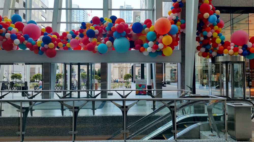 Toronto Grand Prix Tourist - A Toronto Blog: Balloons at Brookfield ...