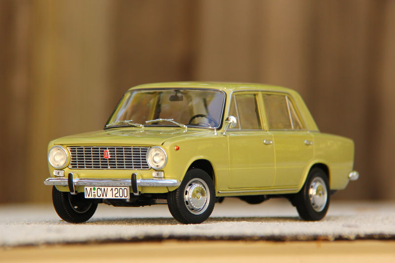California Streets: Collector's Corner - IST Models 1971 Lada 1200