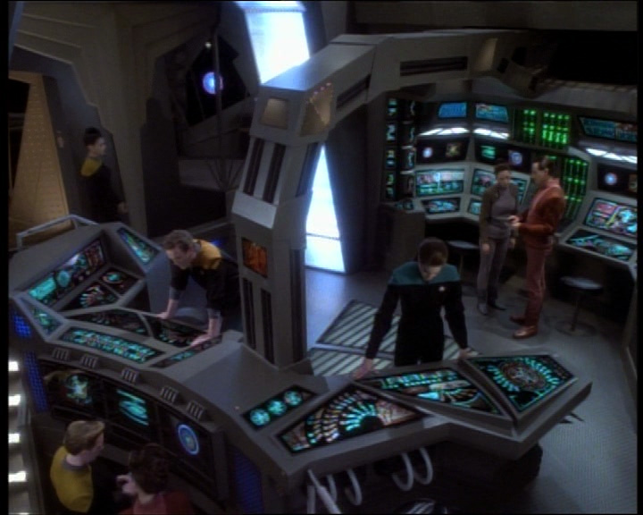 Ray Hardgrit's Sci-Fi Adventures: Star Trek: Deep Space Nine 1-17: The ...