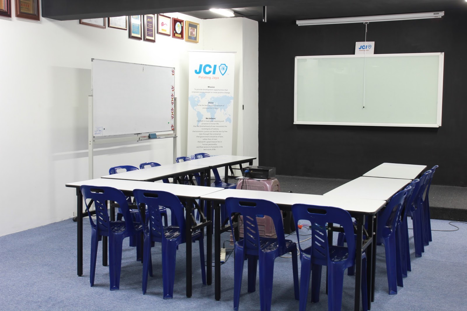 Training Room in Petaling Jaya: Layout