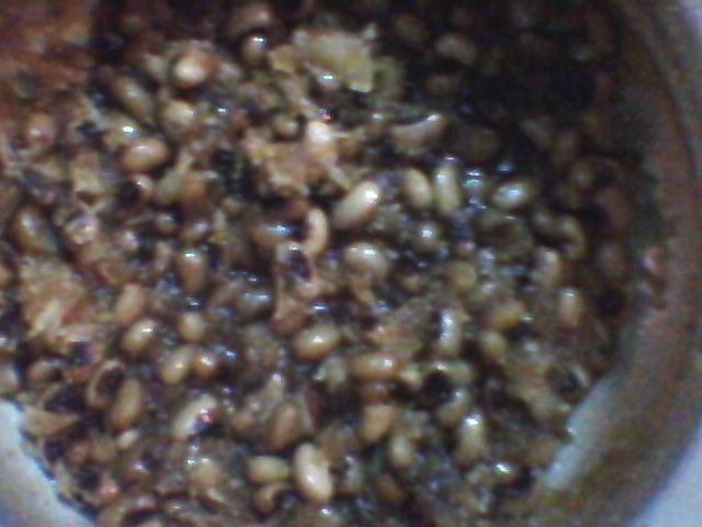 O' range Cooking: Vella Payar (Sweet cowpeas)